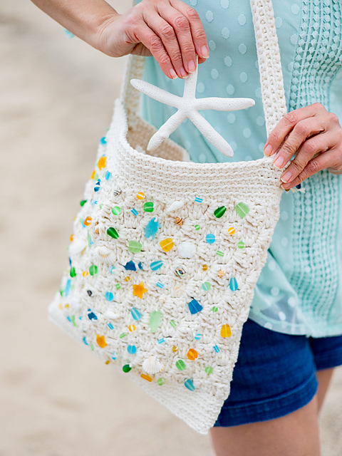 Ravelry: Shelly’s Beachcomber Crochet Bag pattern by Debra Arch