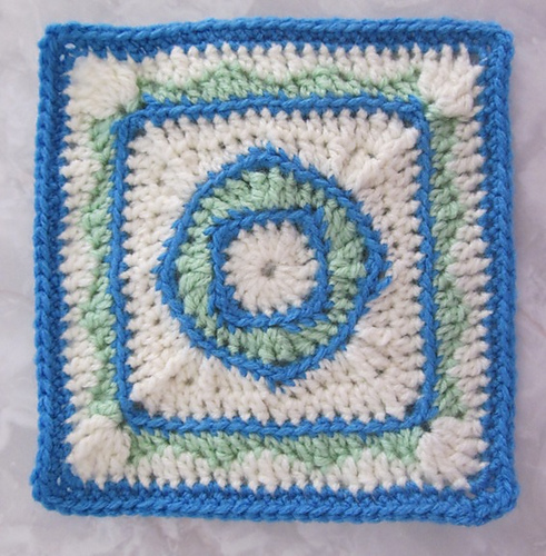 Ravelry: Diamond Squared pattern by Donna Kay Lacey