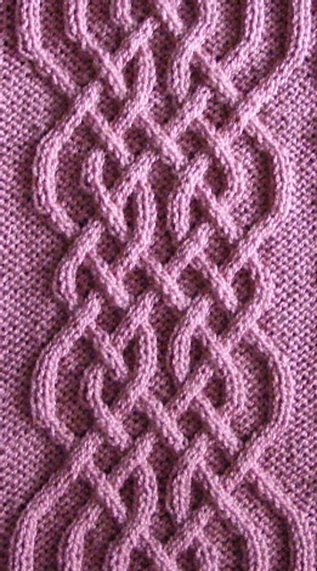 Ravelry: Celtic Motif (knot #010) pattern by Devorgilla's Knitting (sometimes...)