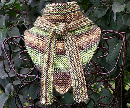 Ravelry: Reversible Kerchief-Style Scarf pattern by Diane L. Augustin