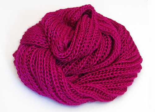 Ravelry: Brioche Infinity Scarf pattern by Unnur Eva Arnarsdóttir