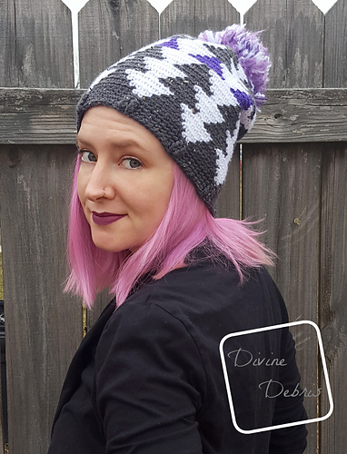 Ravelry: Trixie Triangles Hat pattern by Divine Debris