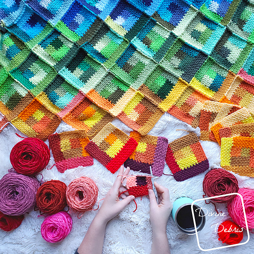 Ravelry: Linen Log Cabin Square pattern by Divine Debris