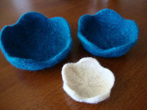 Ravelry: Felted Flower Bowl pattern by Meg Myers