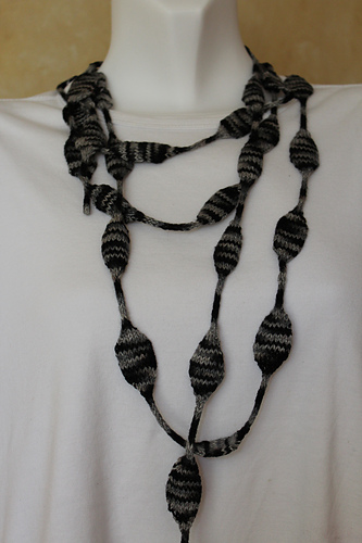 Ravelry: Necklace Scarf pattern by Eden Detrixhe