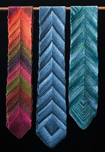 Ravelry: Chevron Scarf pattern by Danny Ouellette