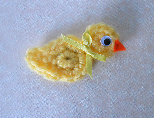 Ravelry: Bunny and Chick Fridge Magnets pattern by Miss Dolkapots