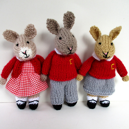 Ravelry: Back to School Bunnies pattern by Wendy Phillips