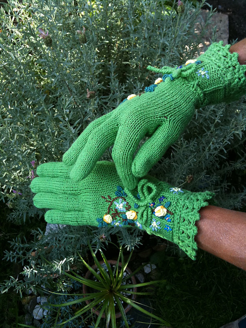 Ravelry: A little bit of barocco pattern by Dom Klary