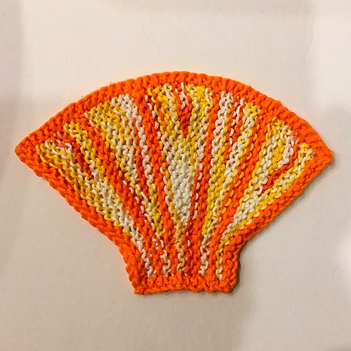 Ravelry: Seashell Coasters for the Loom pattern by Heather Lynn