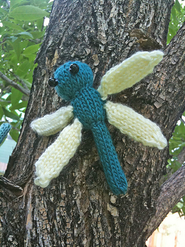 Ravelry: Dragonflies pattern by Cassidy Clark