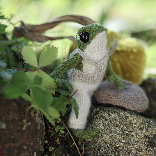 Ravelry: Frog and Toad pattern by Claire Garland