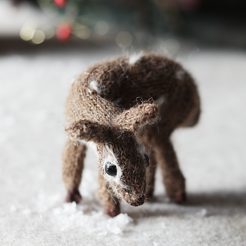Ravelry: Miniature Fallow Deer pattern by Claire Garland