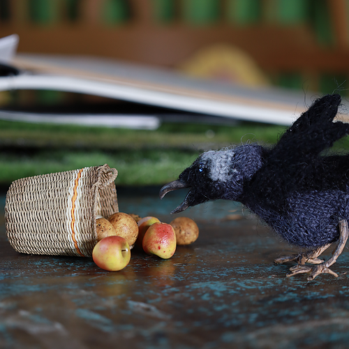 Ravelry: Little Crow pattern by Claire Garland