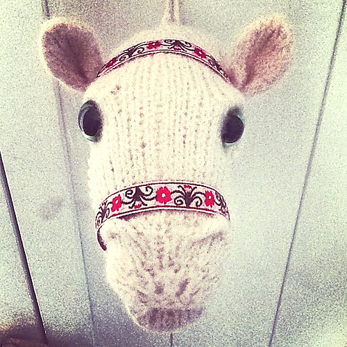 Ravelry: fairground pony trophy pattern by Claire Garland