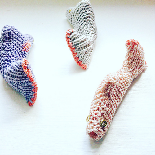 Ravelry: Juggling fish part one pattern by Claire Garland
