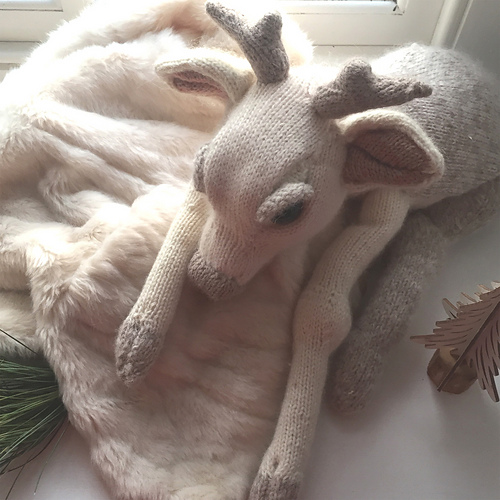Ravelry: White Buck pattern by Claire Garland