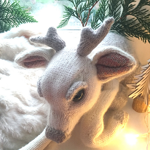 Ravelry: White Buck pattern by Claire Garland