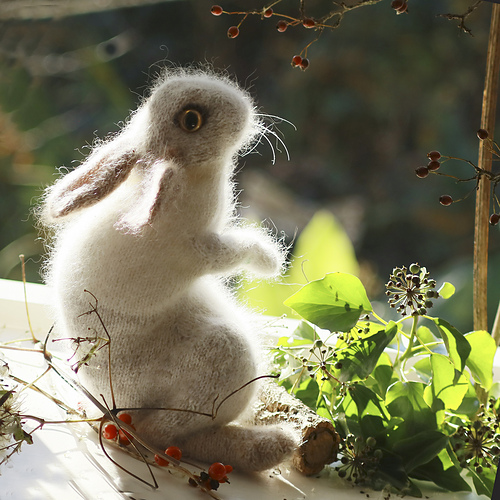 Ravelry: Snowshoe Hare pattern by Claire Garland