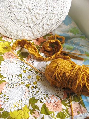 Ravelry: a happy hanger how-to pattern by dottie angel