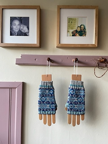 Ravelry: Fiona Blue pattern by Tracey Doxey