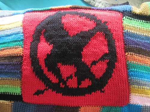 Ravelry: Mockingjay Chart Small Version (The Hunger Games) pattern by ...