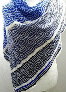 Ravelry: HeiDra's Poropuntius Shawl