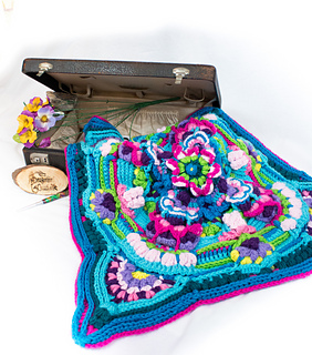 Ravelry: dragonbird's High Tea Floral Block