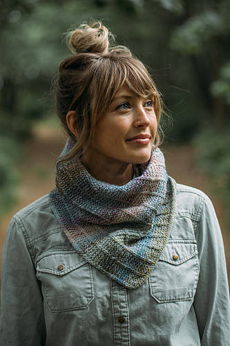 Ravelry: DRK Everyday Cowl pattern by Andrea Mowry