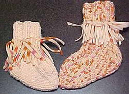 Ravelry: Wild West Puffin Slipper Socks (Adult) pattern by Laura Andersson