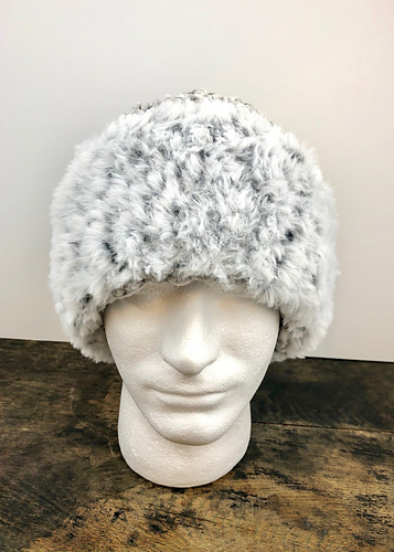 Ravelry: Ushanka Hat pattern by Dana Hogan