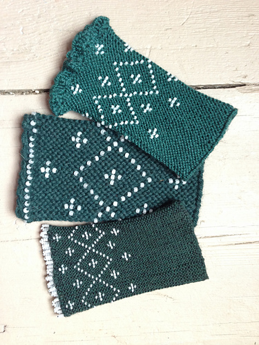Does anyone know how these are made? From Sweden : r/knitting