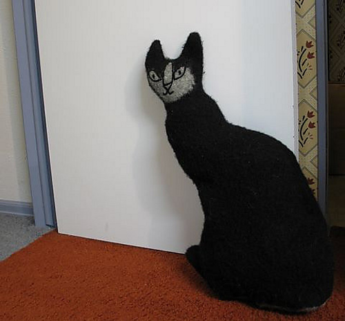 Ravelry: Felted Cat Doorstop pattern by Donna Druchunas