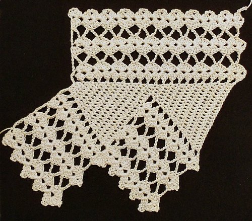 Ravelry: Wide Egbert Lace pattern by A.M.