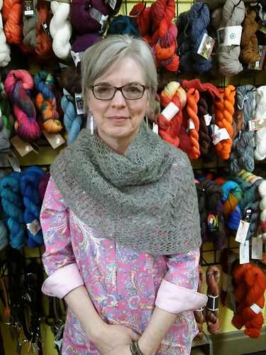 Ravelry: A Pretty Little Shawl pattern by Rebecca Shepler