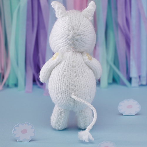 Ravelry: Moomintroll pattern by Monica Rodriguez Fuertes