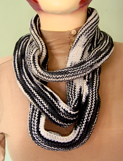 Ravelry: dwiverson's Snake Shawl