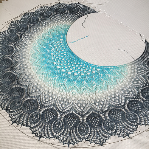 Ravelry: Scottish Thistles (Nova Scotia) pattern by Anne-Lise Maigaard