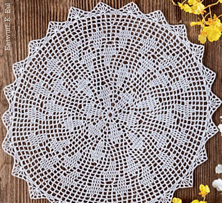 Ravelry: Weißes Deckchen pattern by K. Eul
