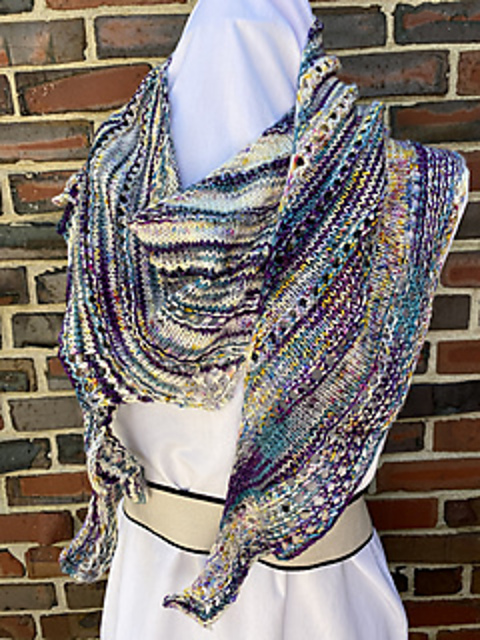 Ravelry: Consider Yourself Hugged pattern by Libby O'Brien