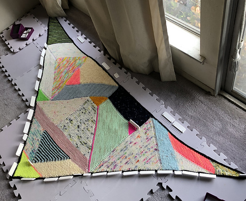 Ravelry: Jigshawl Puzzle pattern by Stephen West