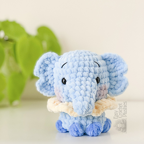 Ravelry: Mini Elephant pattern by Carol C.