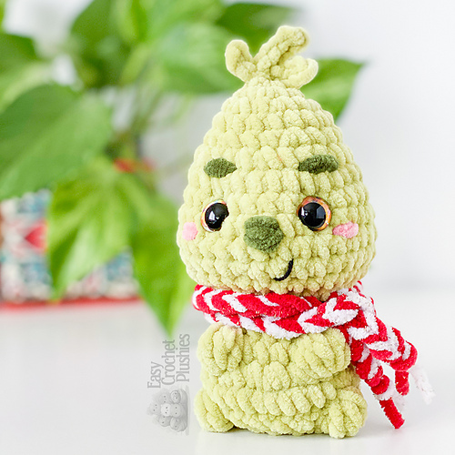 Ravelry: Mini Grinch pattern by Carol C.