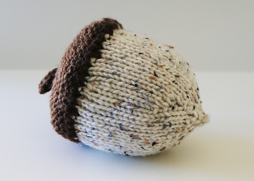 Ravelry: Stuffed Knit Acorns pattern by Erin Black
