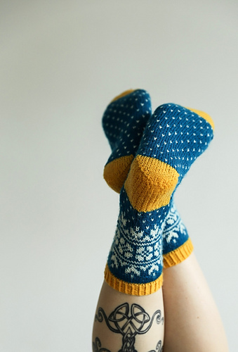 Ravelry: Astrid pattern by Sari Nordlund