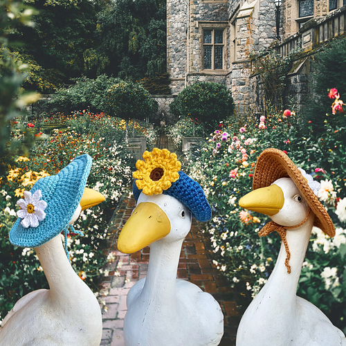 Ravelry: Porch Goose Summer Hats pattern by Jessica Ryan