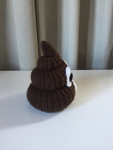 Ravelry: Poop Emoji pattern by Edward Yong