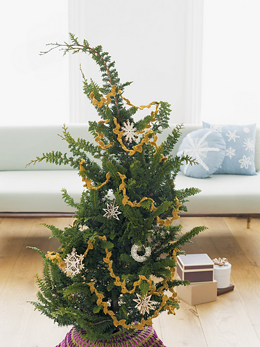 Ravelry: Beaded Garland pattern by Edie Eckman