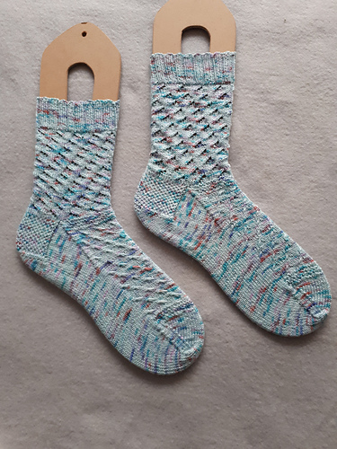 Ravelry: Midwinter pattern by EdithABDesigns