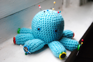 Ravelry: eeevaaa's Octopus Pin Cushion